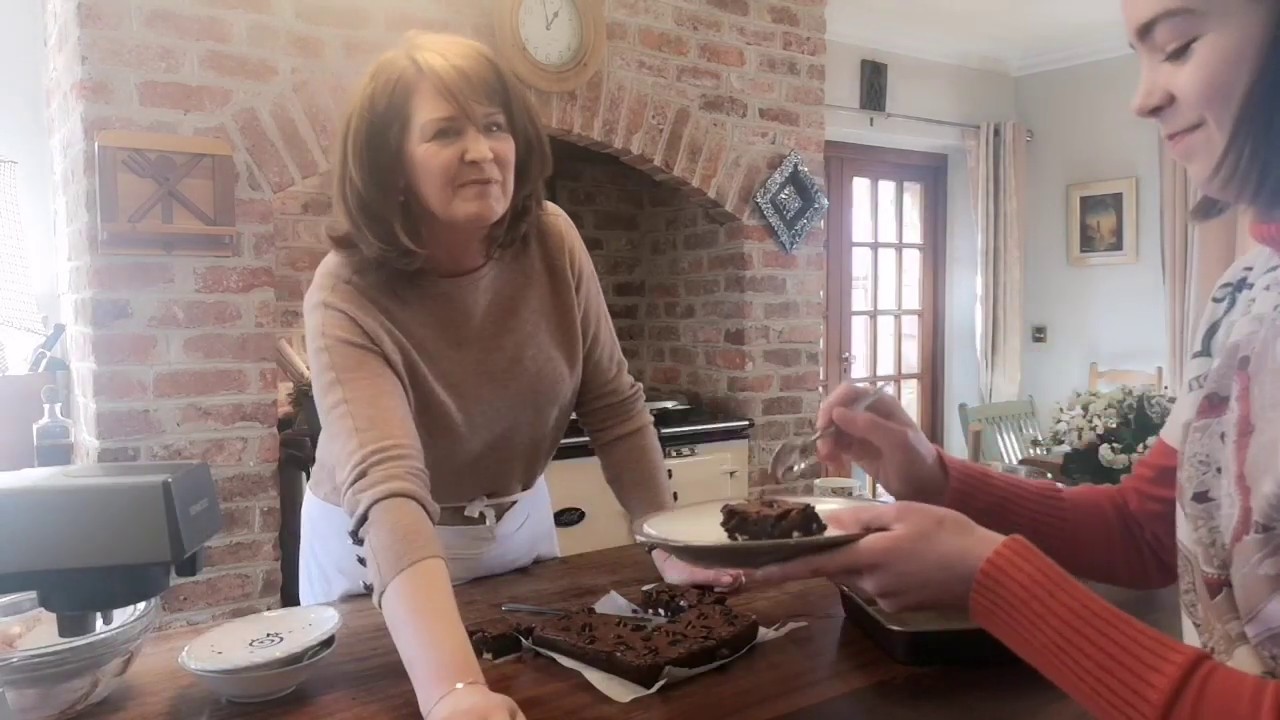 Sheena Foy Brownies - YouTube