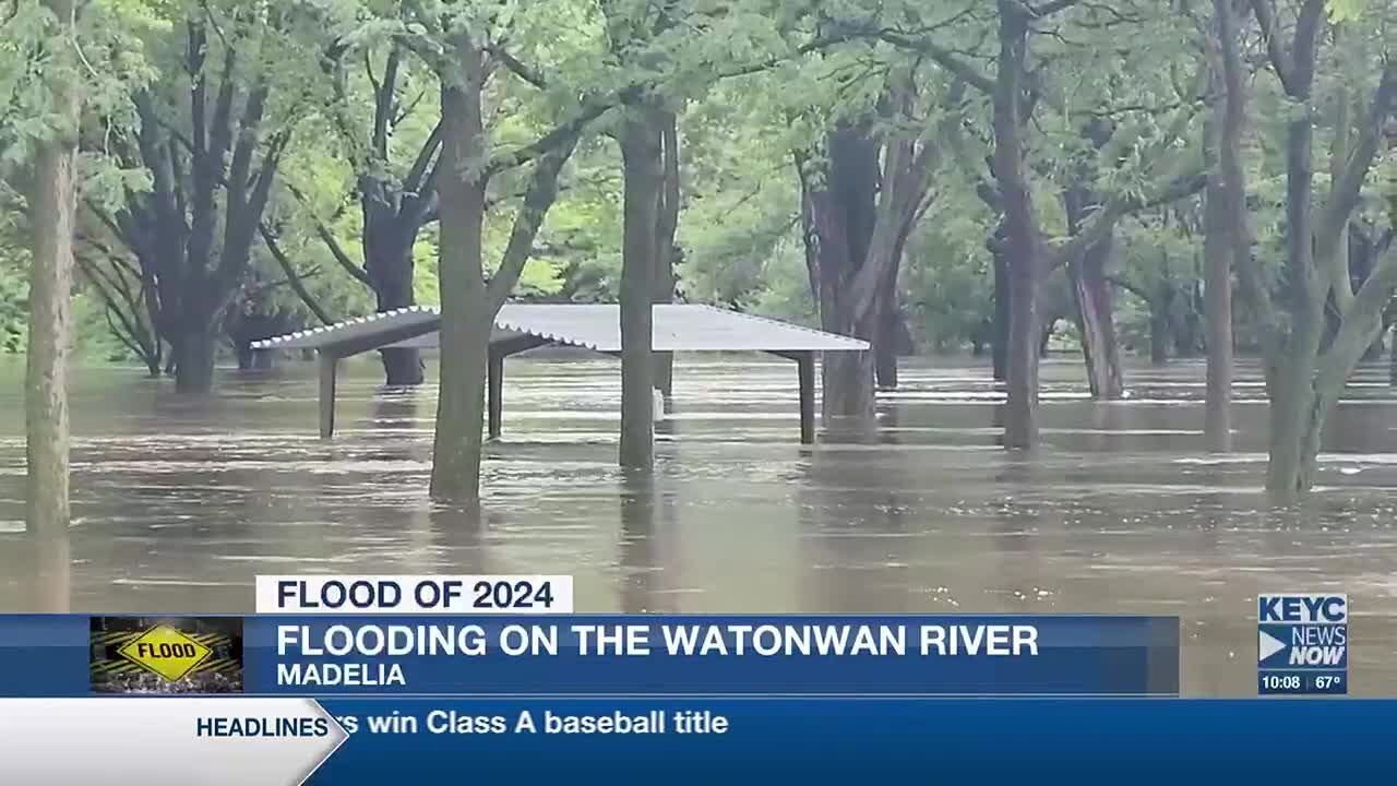 VIDEO: Flooding as seen in Madelia and Windom - YouTube