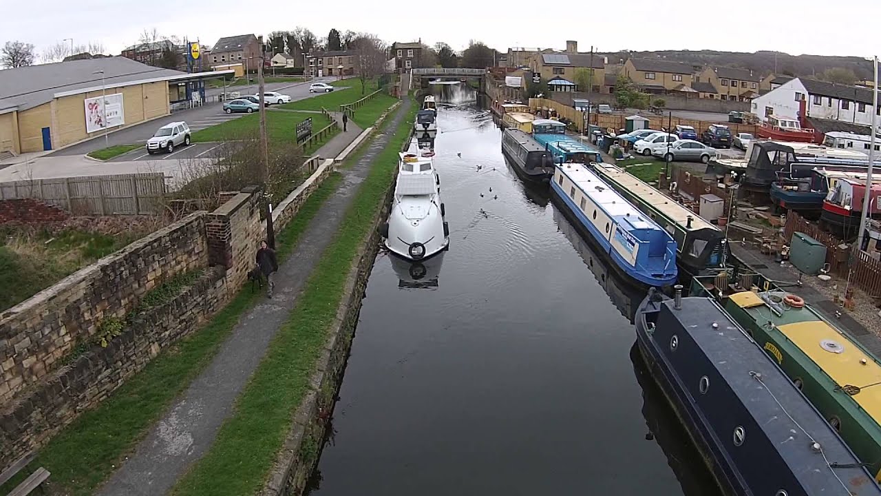 The Calder and Hebble Navigation canal Mirfield video footage 12 04 ...