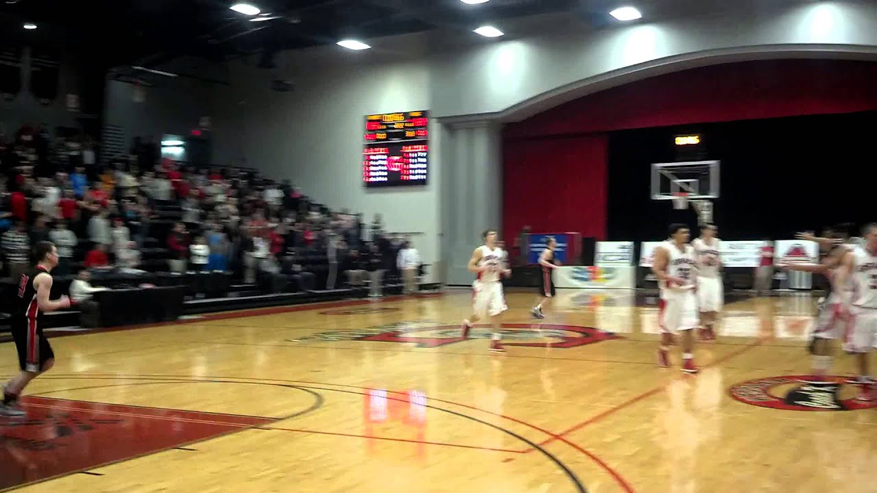 Logan Irwin Hits Game-Winning Shot for Grace - YouTube