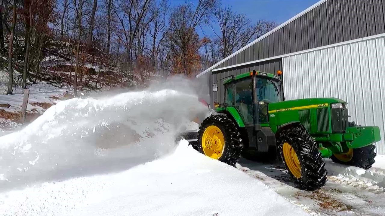 Snowblowing Deep Snow From a Long Winter! - YouTube
