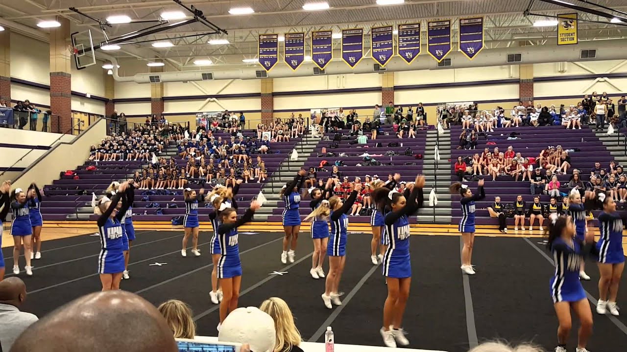Kapaun Crusaders - Rally in the Valley Cheer Competition - YouTube