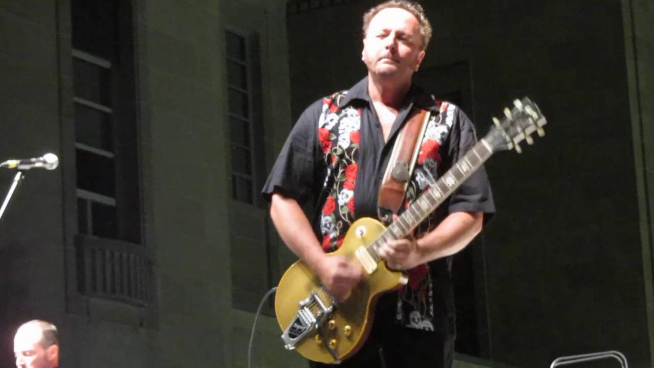 David Gogo - Thrill is Gone - West Coast Blues Goderich 2016 - YouTube