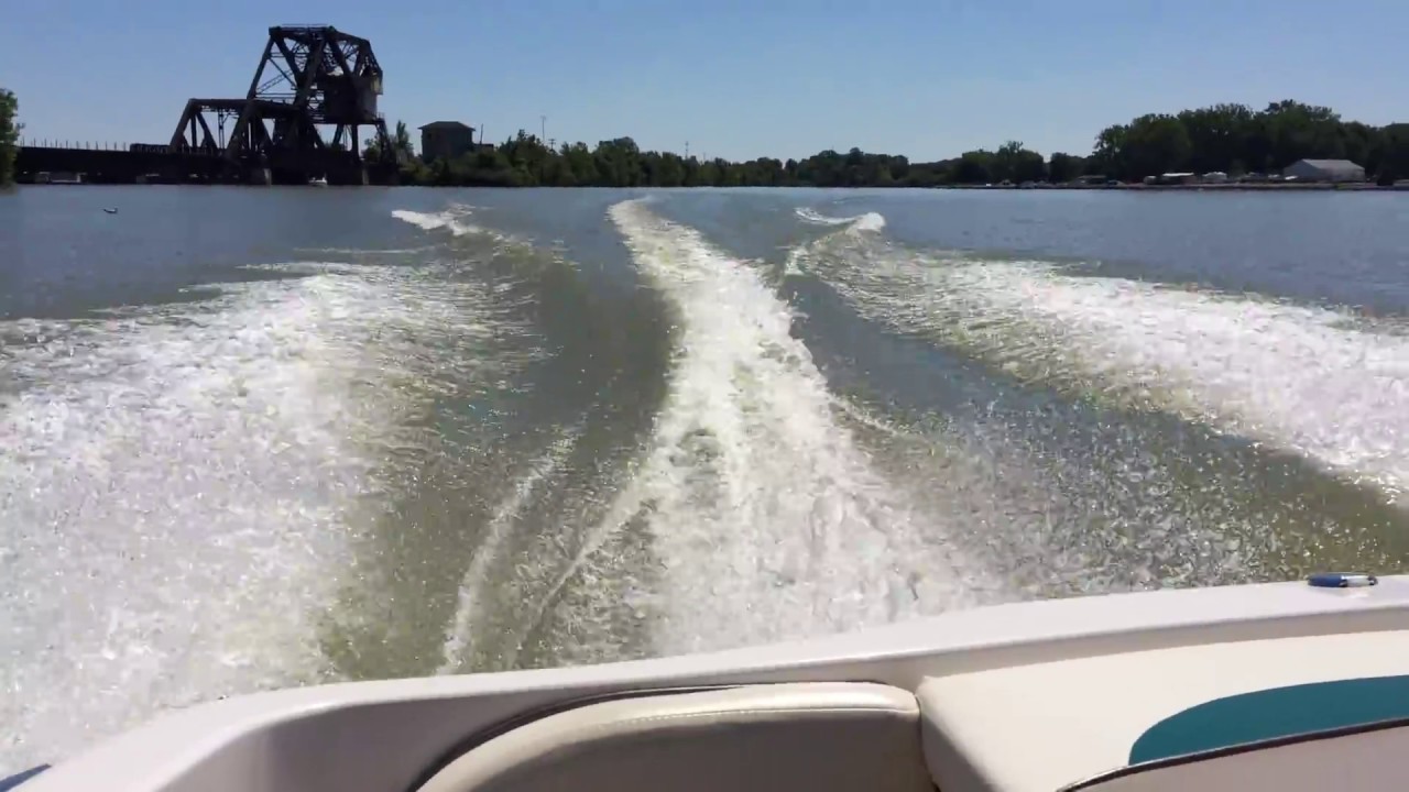 Crusing the Portage River, Port Clinton Ohio - YouTube