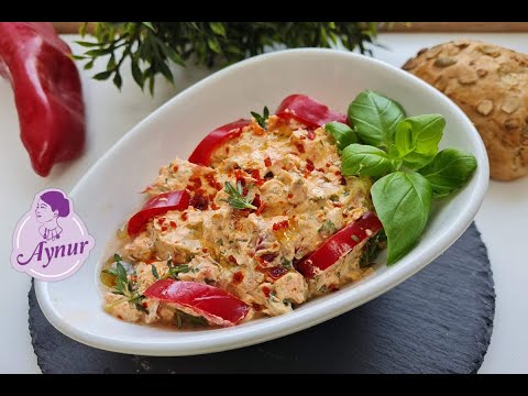 Mit nur 1 Paprika kannst du diese leckere Antipasti Paprikacreme günstig zum Frühstück zubereiten