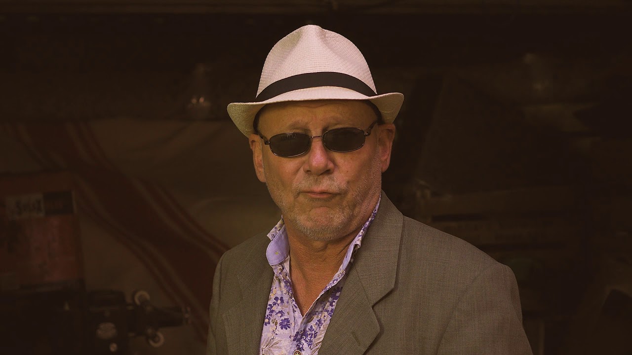 Afvalcontainers Rijnmond met Sjoerd Pleijsier / Simon Stokvis - YouTube