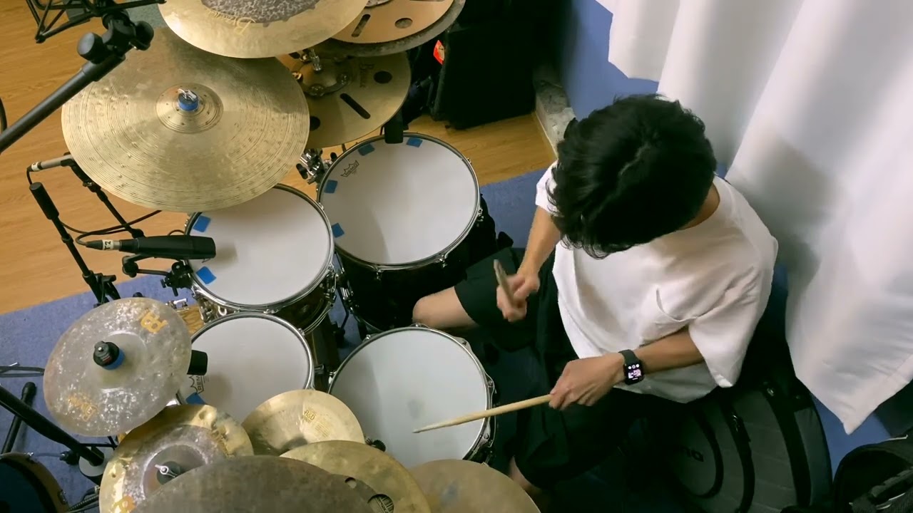 icyball 冰球樂團 搖啊搖 ft Limi （Drum Cover by Calvin Yau) - YouTube