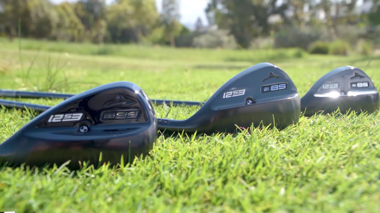 The Review: Mizuno ES21 Wedges - YouTube