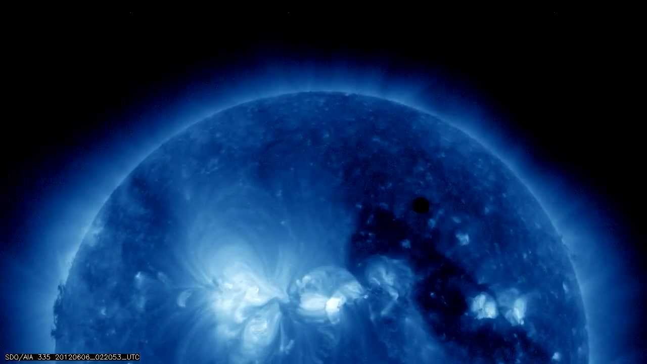 NASA SDO - Transit of Venus, 335 Angstrom - YouTube