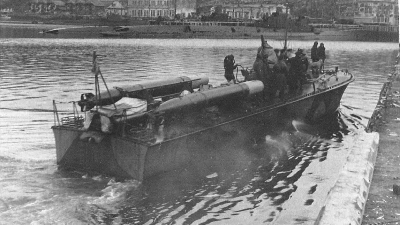 The D-3 Type Soviet motor torpedo Boat - YouTube