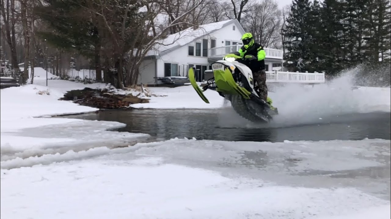 OPEN WATER SNOWBOARDING AND SNOWMOBILING ON THE ICE /SUNDAY FUNDAY ...