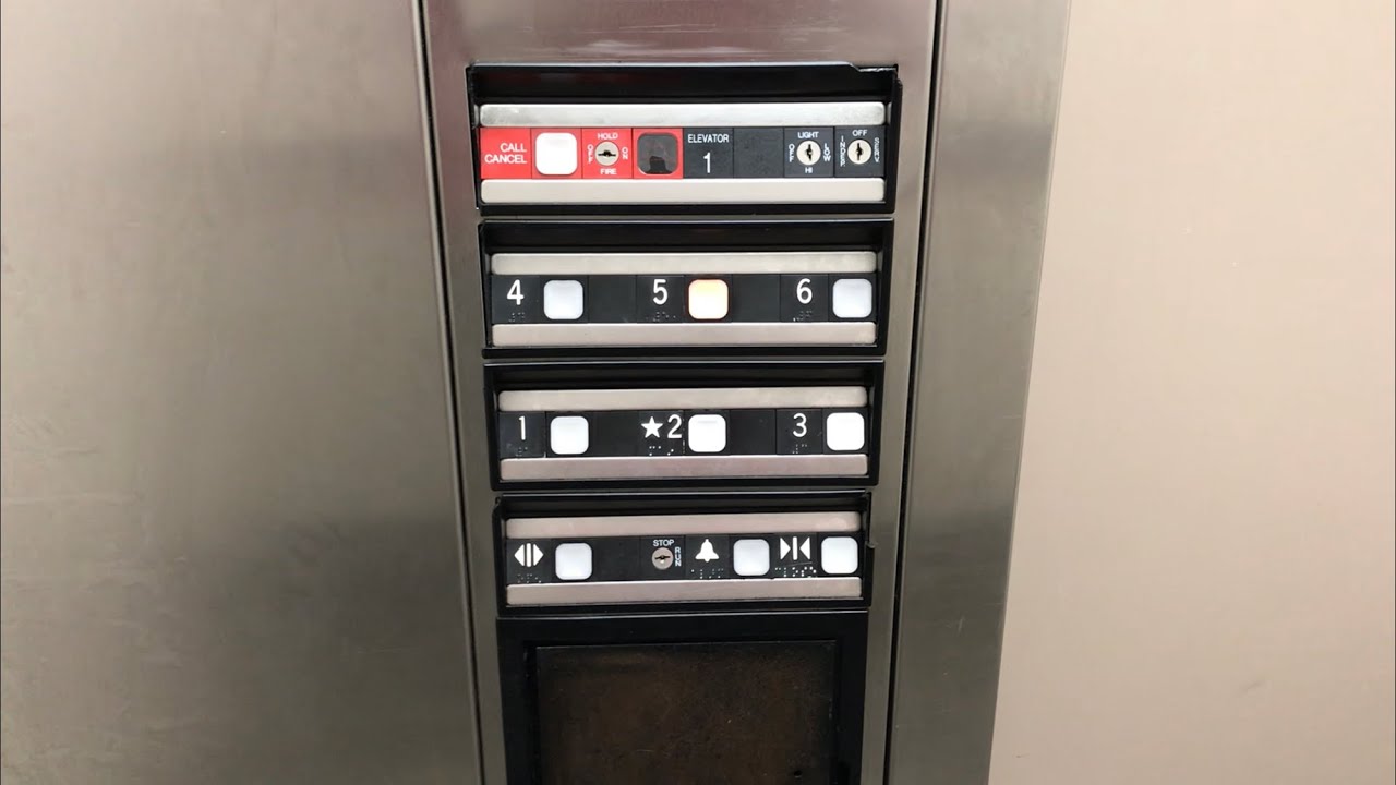 Elevator at Sleep Inn Suites Gatlinburg - YouTube