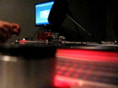 DJ 808 (aka) Bobby Bounce