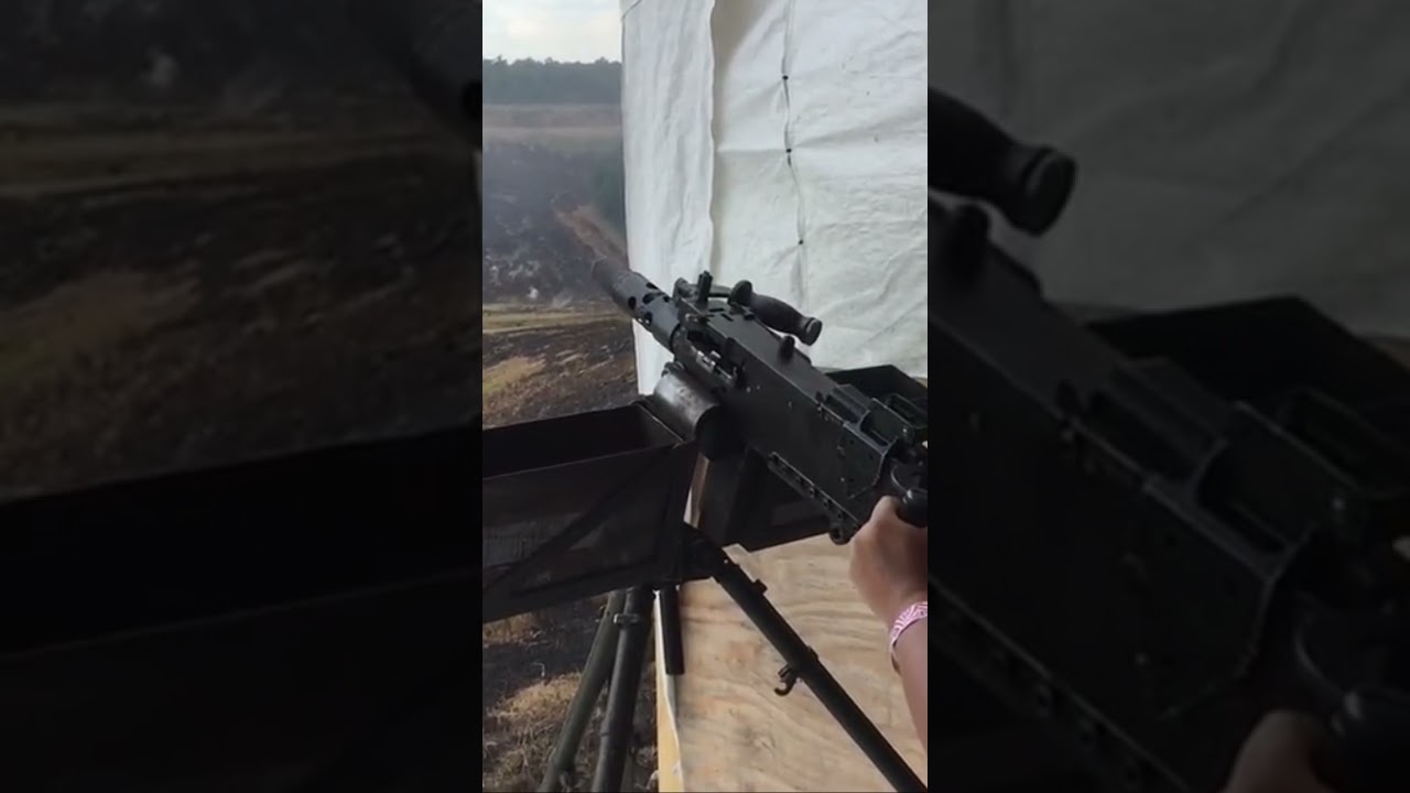 Shooting a machine gun 786 for the first time 😳 #shorts - YouTube