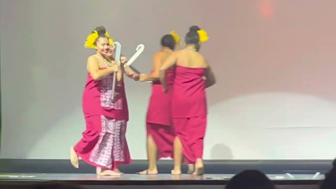 Koloa of Polynesia - Show Team Nifo Oti Samoan number - YouTube