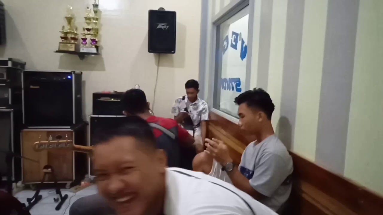 Pelatihan musik d kampus SMART FAST GLOBAL EDUCATION IN JAMBI - YouTube