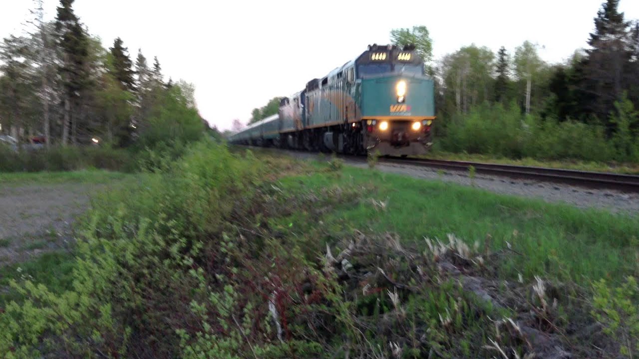 HD Via Rail train in Bathurst,NB - YouTube