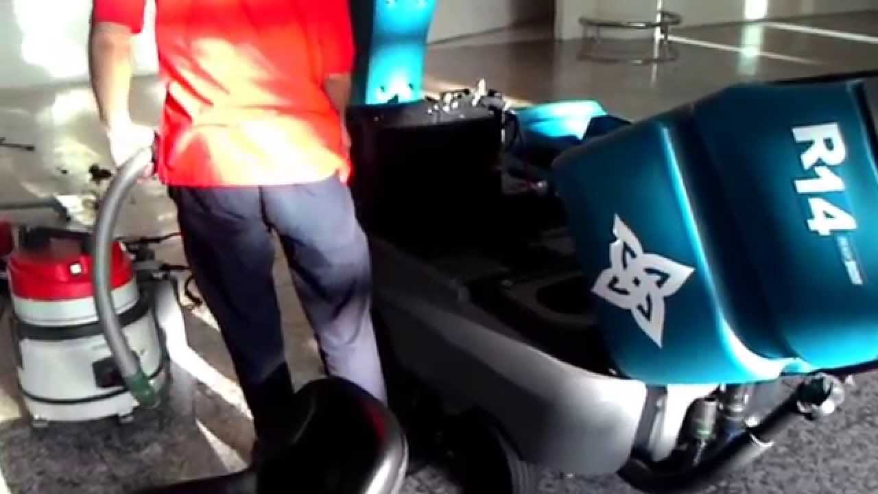 Klenco Typhoon Wet & Dry Vacuum Cleaner 322 for Ngurah Rai ...