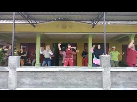 SAMPAI BASAAH...KELIATAN BENER