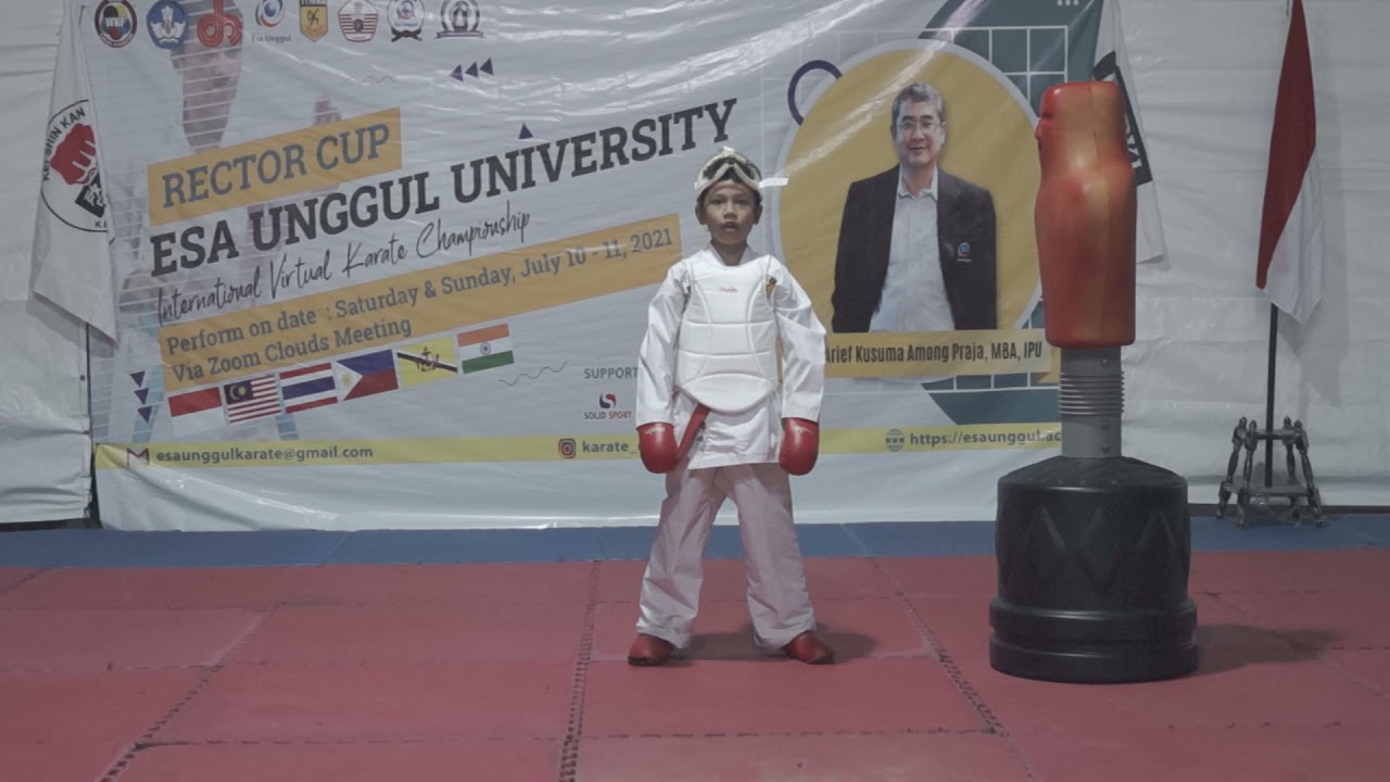 Piter Evan Sander_Kumite+30_SD _SabukKuning - YouTube