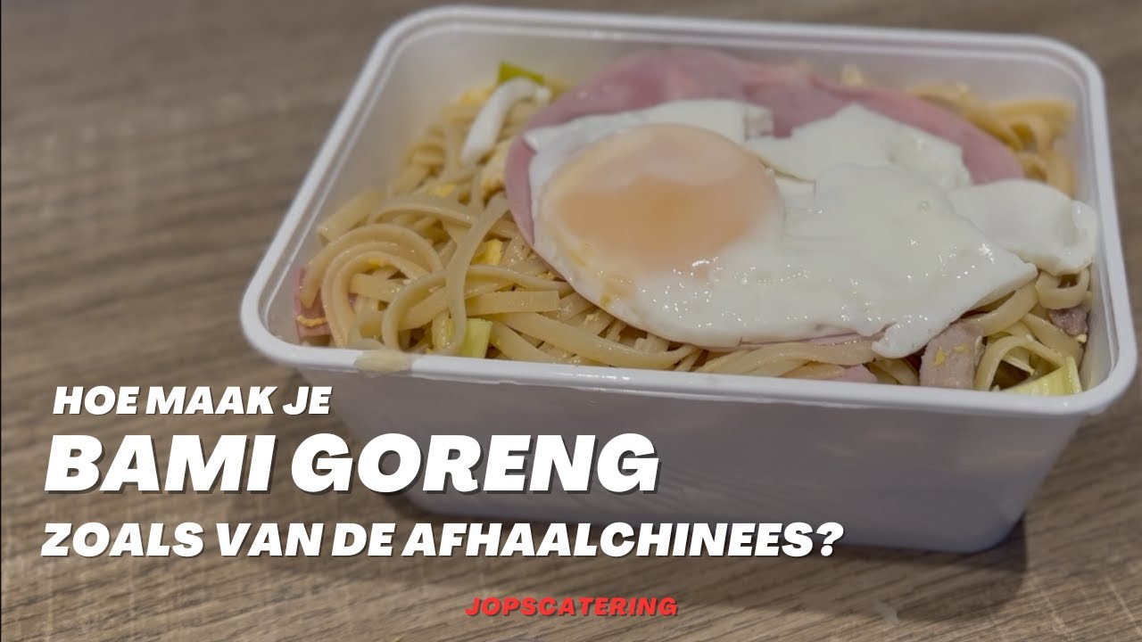 Hoe maak je Bami Goreng zoals van de afhaalchinees? - YouTube