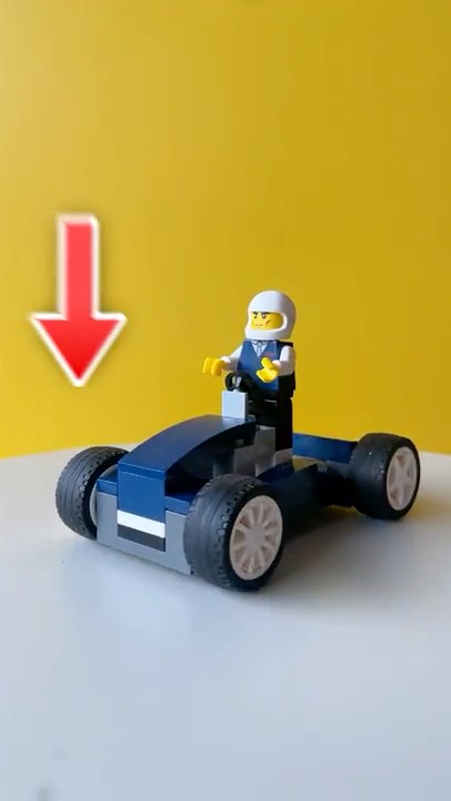 $1 vs $1,000,000 LEGO F1 Car Build – Which One Win - YouTube