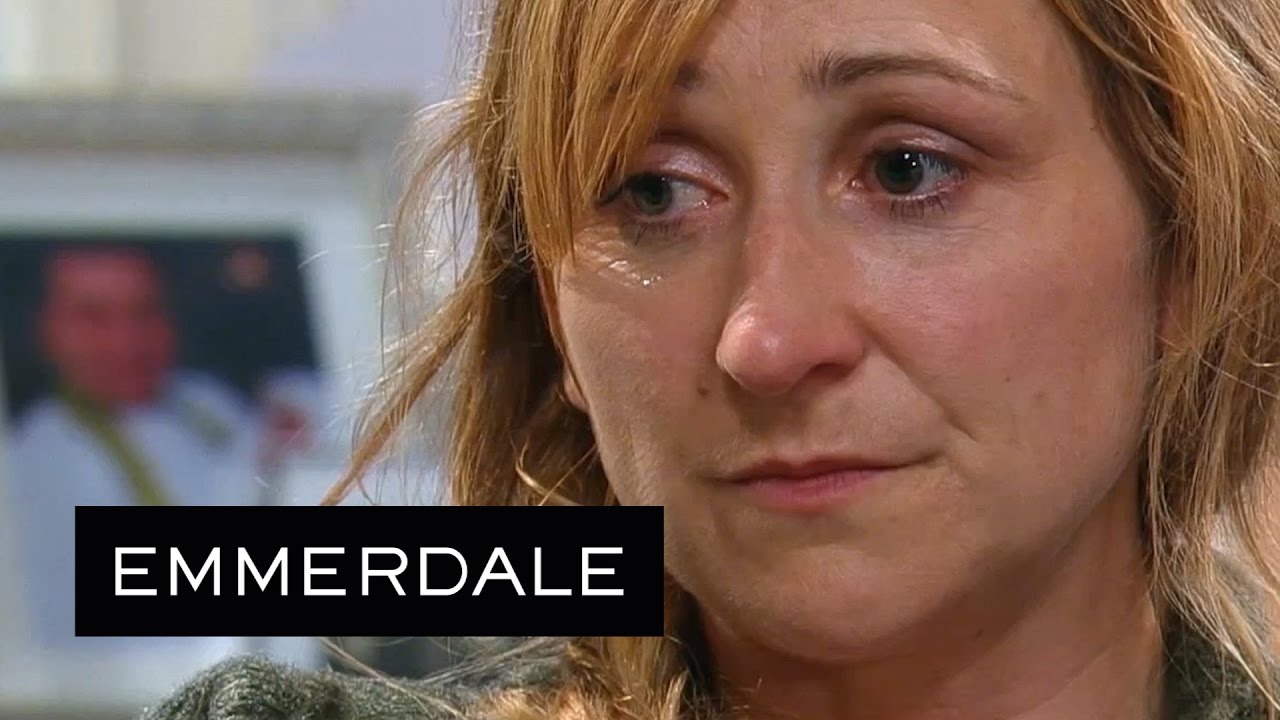 Emmerdale Laurel Feels Helpless As Ashley Gets Worse And Worse Youtube