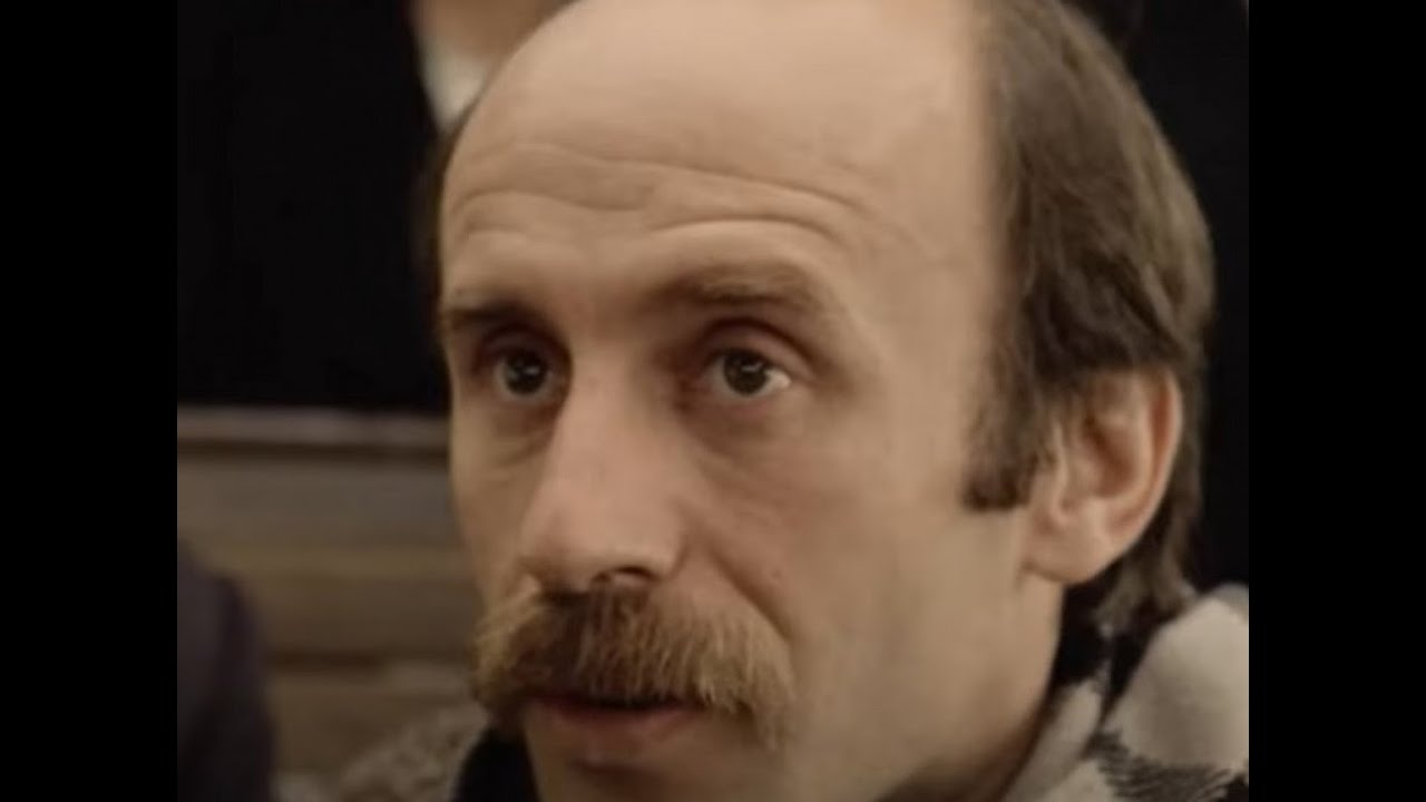 KAKO JE GLUMAC BORO STJEPANOVIĆ 1992. PUCAO PO SARAJEVU - YouTube