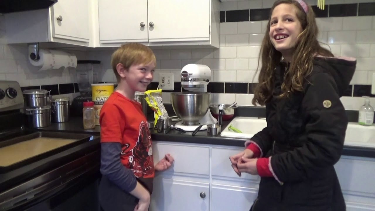Baking Cookies with Simon - YouTube