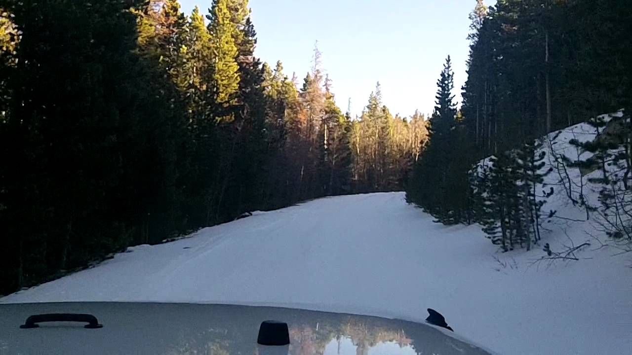 Snow Bashing at Crown Point 1 - YouTube