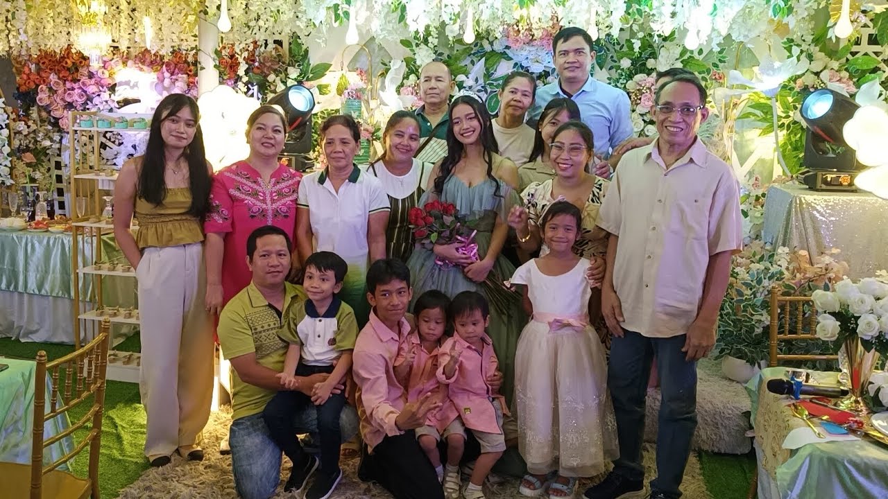 Angel's 18 treasures 🎁 #debut #18treasures - YouTube