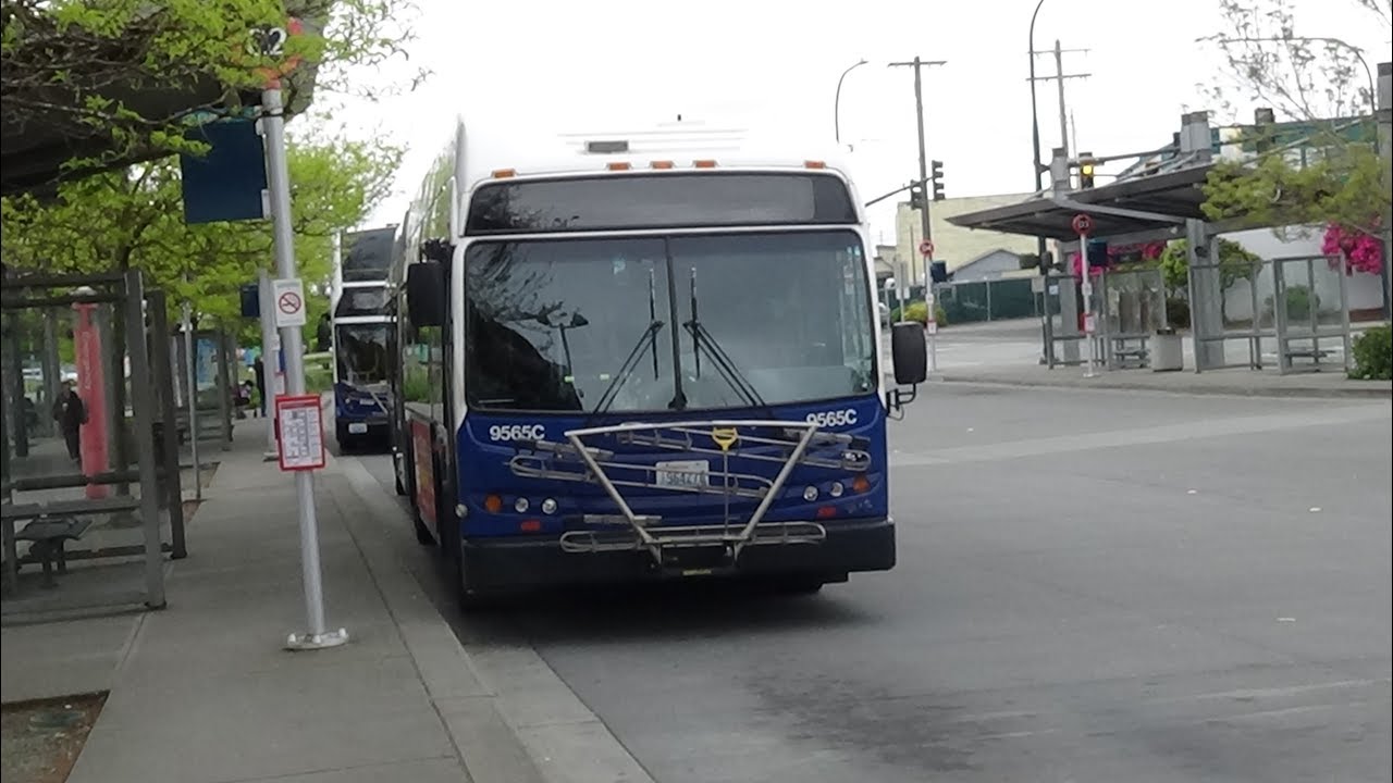 Sound transit rt 512 to Seattle/5th Ave 13 - YouTube