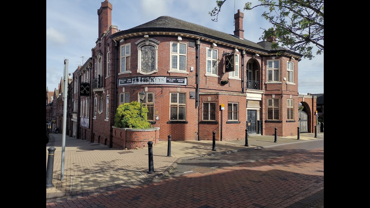 Rotherham: 1980's Town Centre weekend pub crawl: Remembered - YouTube