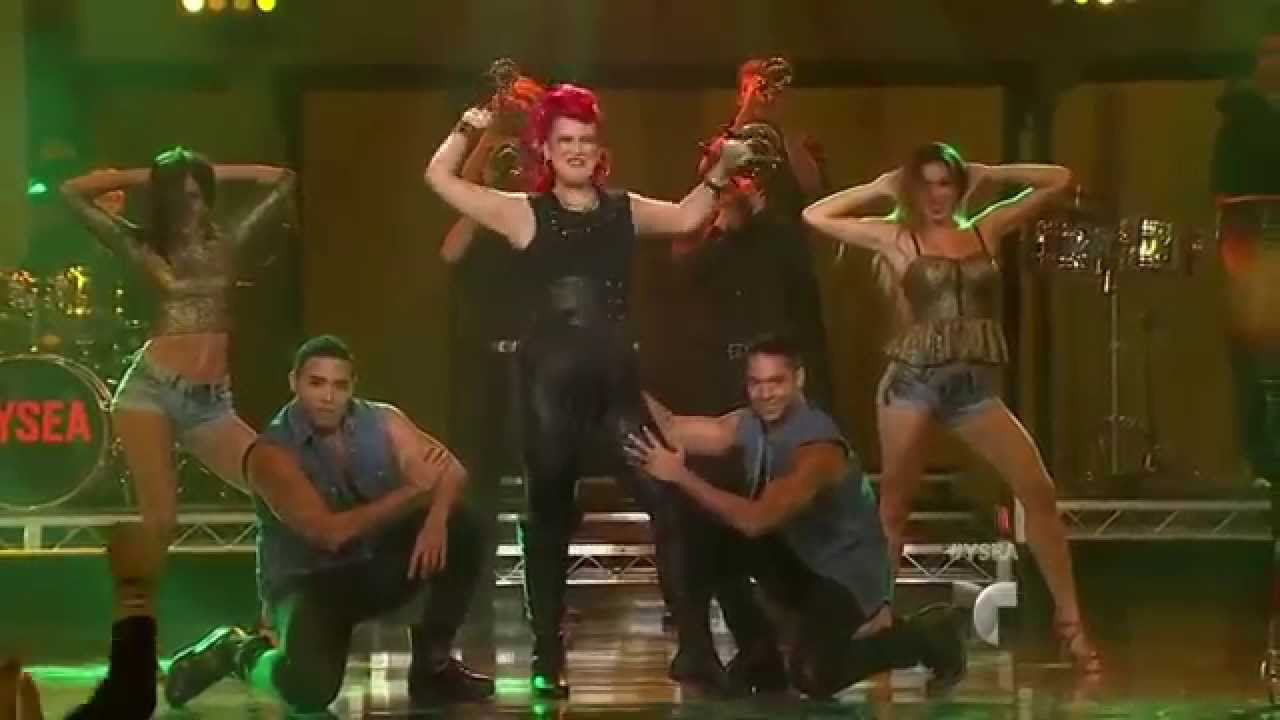 Envee canta ‘Mentiroso’ en Yo Soy El Artista (VIDEO) - YouTube