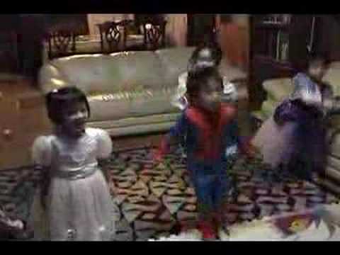 Kids sing & dance The Wiggles -- "The Monkey Dance" - YouTube