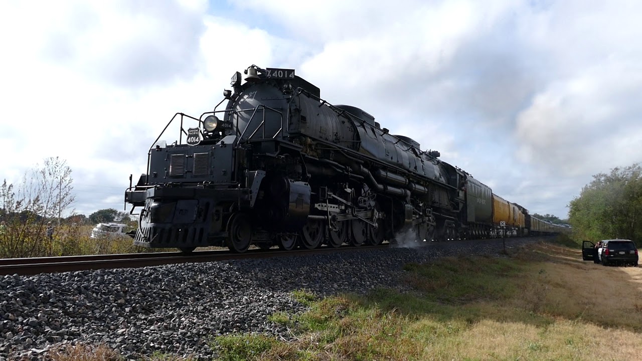 Union Pacific Big Boy 4014 Steam Train 11/6/19 Seguin, TX - YouTube