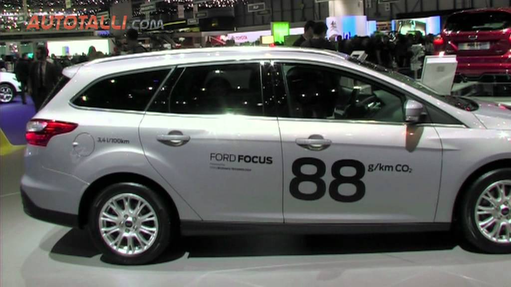 Ford Focus STW Titanium 2012 - Autotalli.com.mov - YouTube
