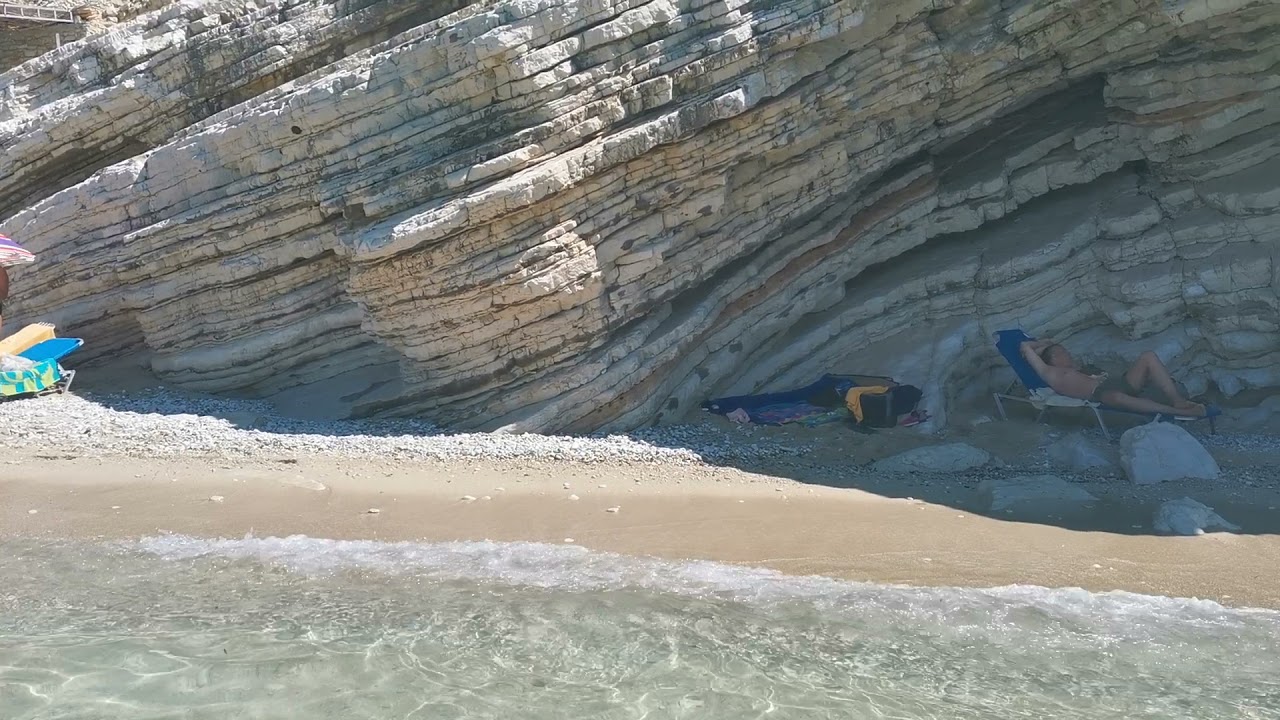 Albanija - Albania - Ksamil - Shpella e Pellumbave - August 2020 - YouTube