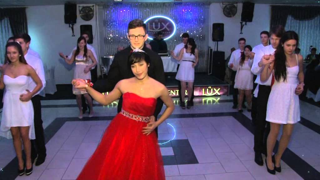 Evelyn Debut - Cotillion Dance - YouTube