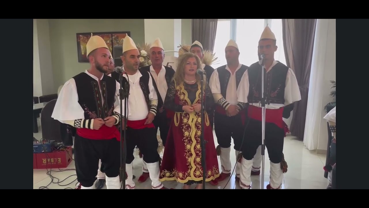 "Grupi Djemte e Delvines"(Shkon kenge zogje mbi lise) [Marres: Behije ...