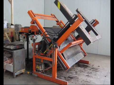 Perfect Bulk bin tipper .wmv - YouTube
