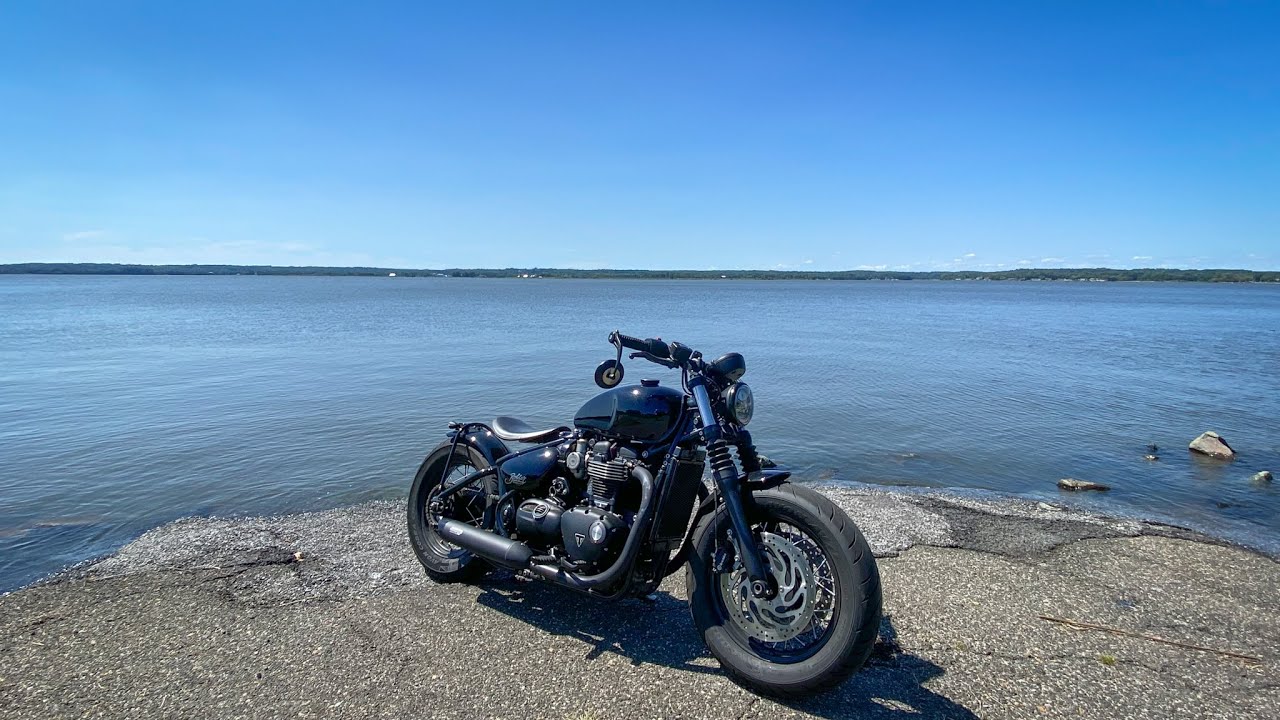 Wish every ride was like this! | Triumph Bobber - YouTube