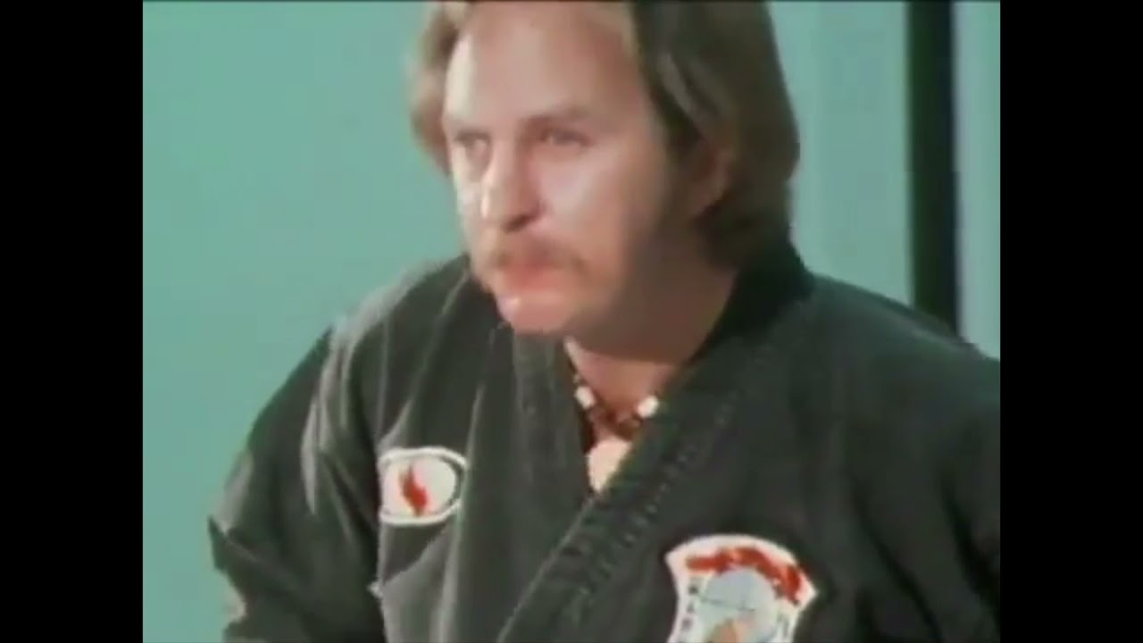 Dave Hebler & Elvis Karate - YouTube
