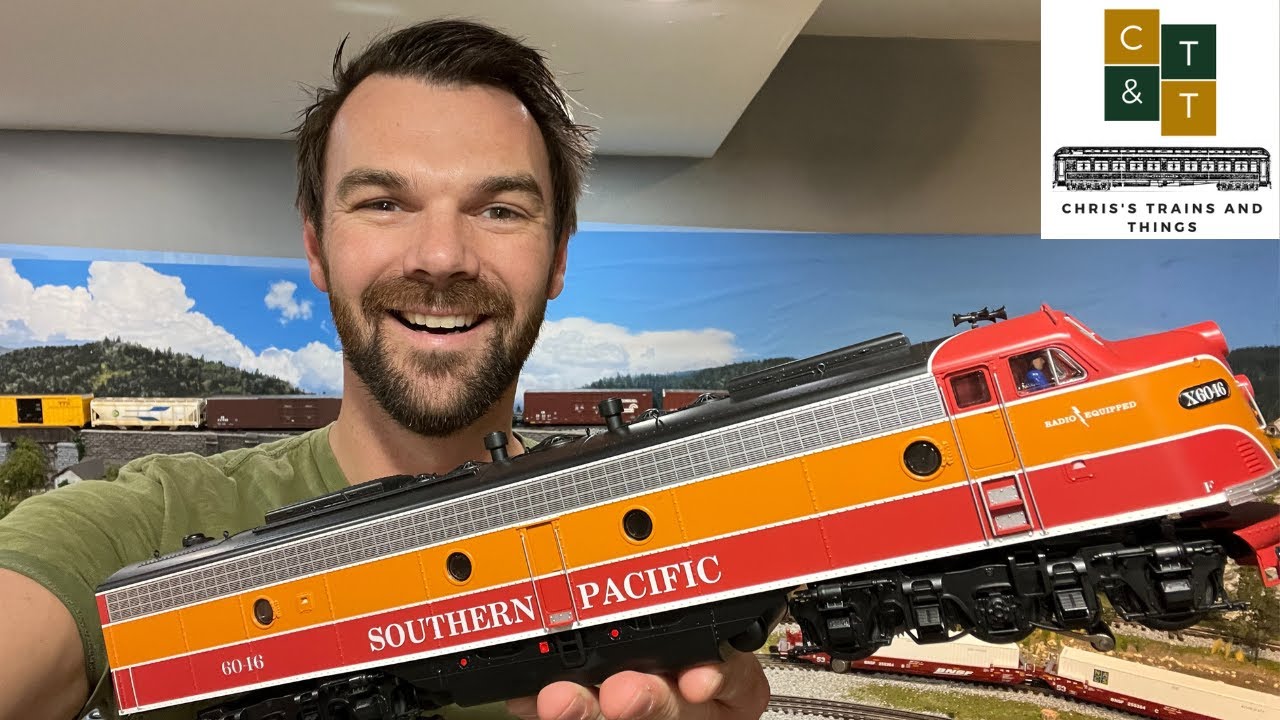Southern Pacific E9s! - YouTube