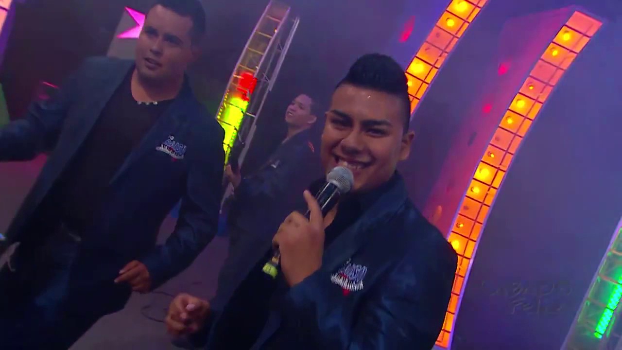 "CUMBIA DE LOS PAJARITOS" GRUPO PARAISO en Costa Rica TV Sábado feliz ...