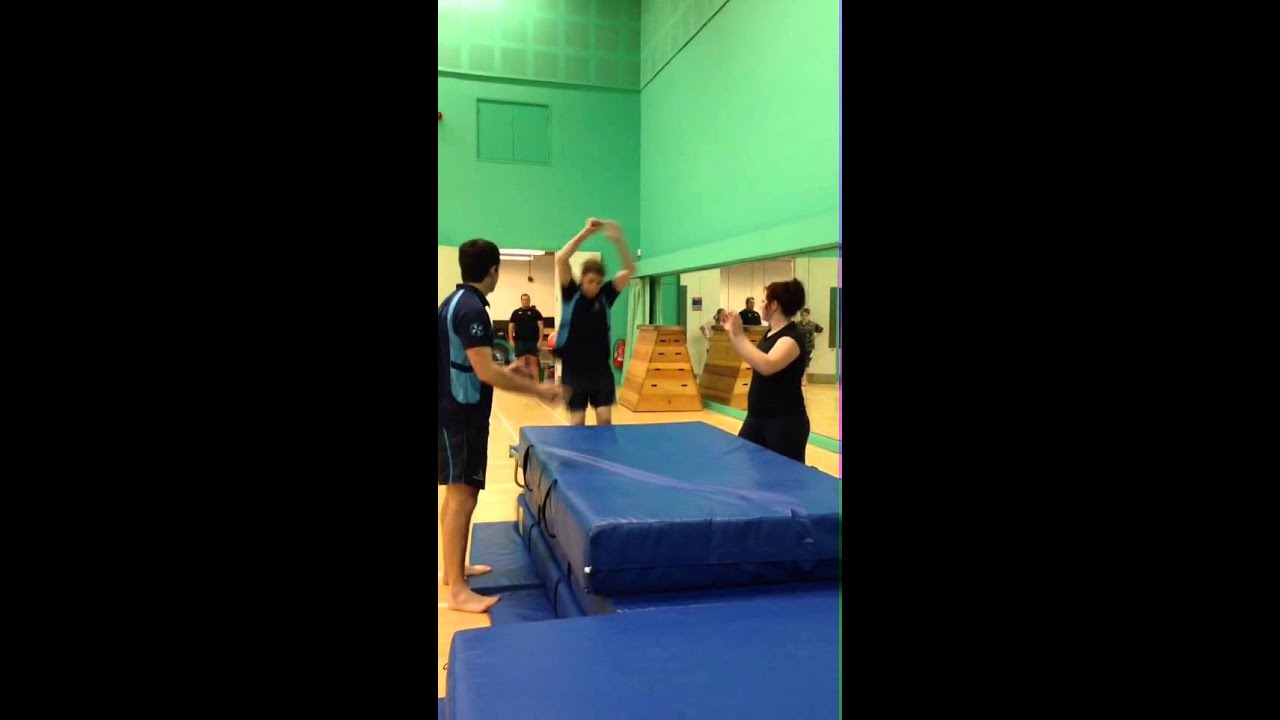 Full twisting summersault off a trampette - YouTube