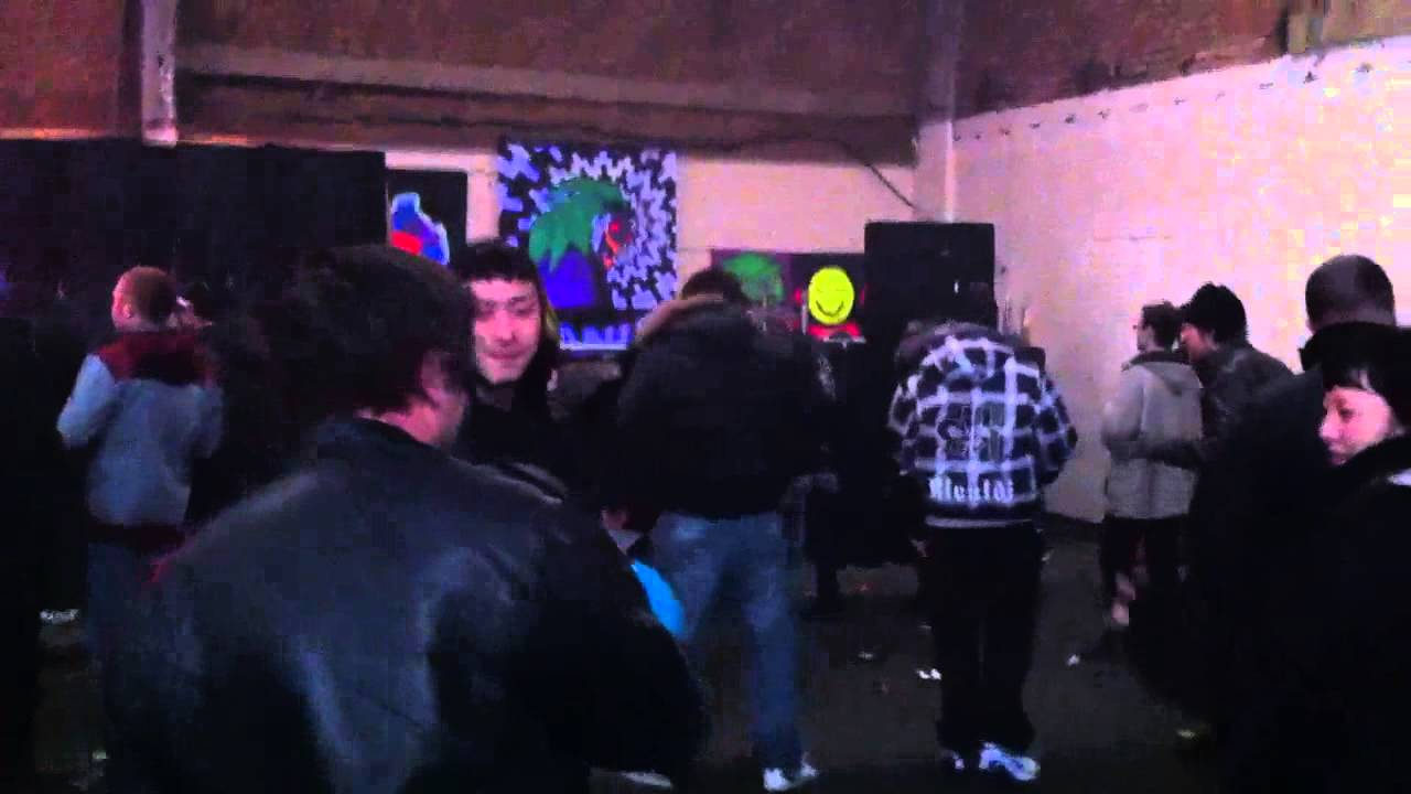Bloody valentines squat party london, 9/2/13 every rig - YouTube