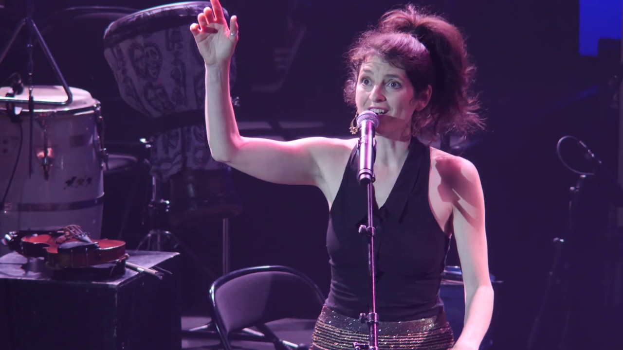 La pêche au bonheur Chloé Lacan et Jonathan Mathis - YouTube