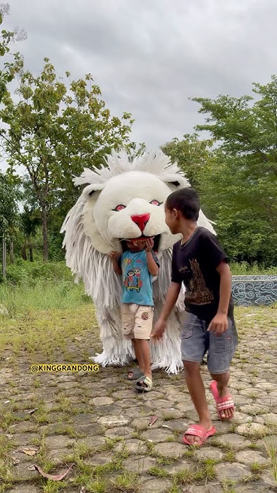 Bocil ff dimakan can macanan akibat suka ambil jambu orang - YouTube