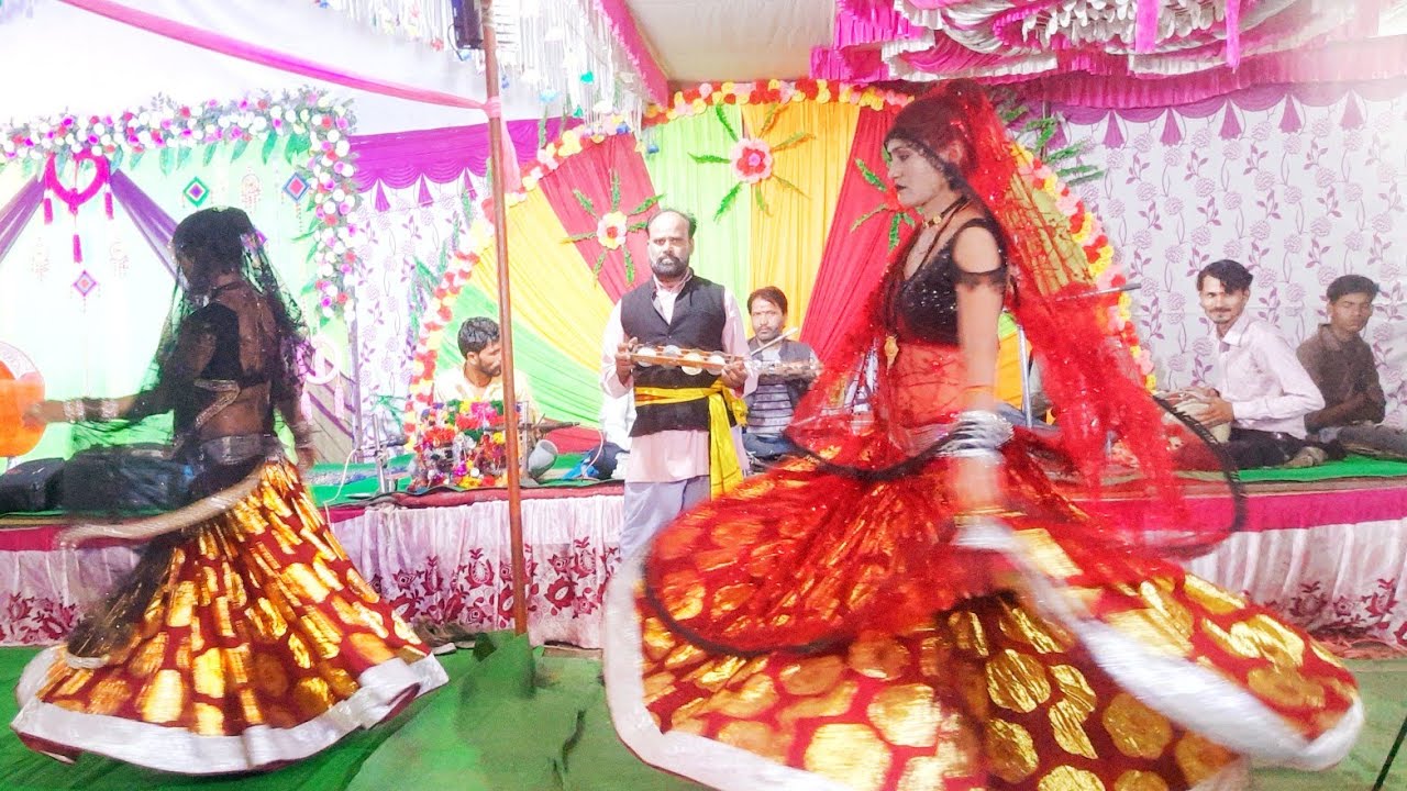 🥰 #bundeli_rai #बुंदेली_जवाबी_राई 🤔 पूजा पाठ करालय देवी देवता खो दिखाओ ...